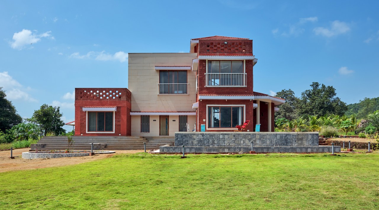 This Modern Farmhouse is a Peaceful Sanctuary for its Dwellers ...
