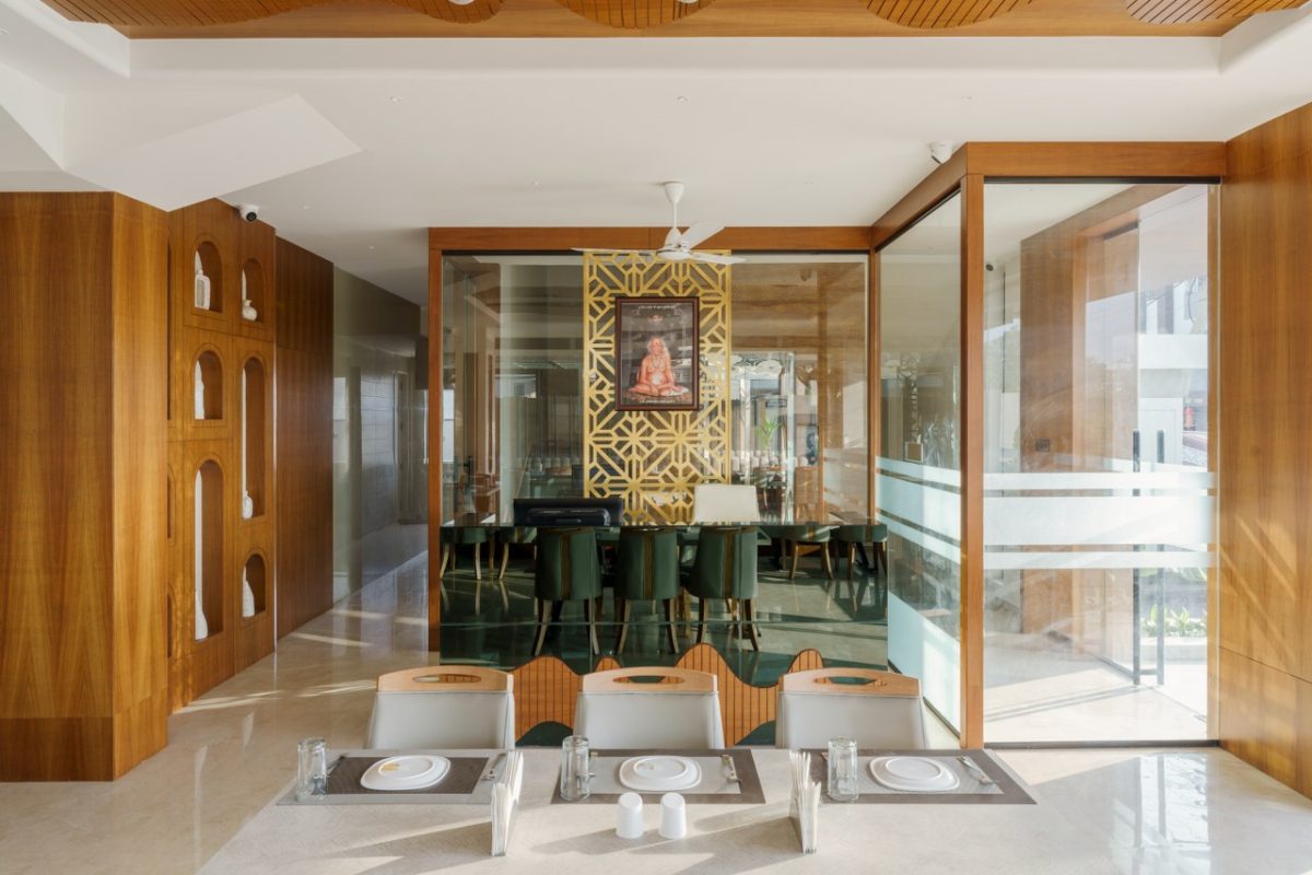 This Modern Hotel Design Embeds Comfort & Functionality | Yoghesh ...