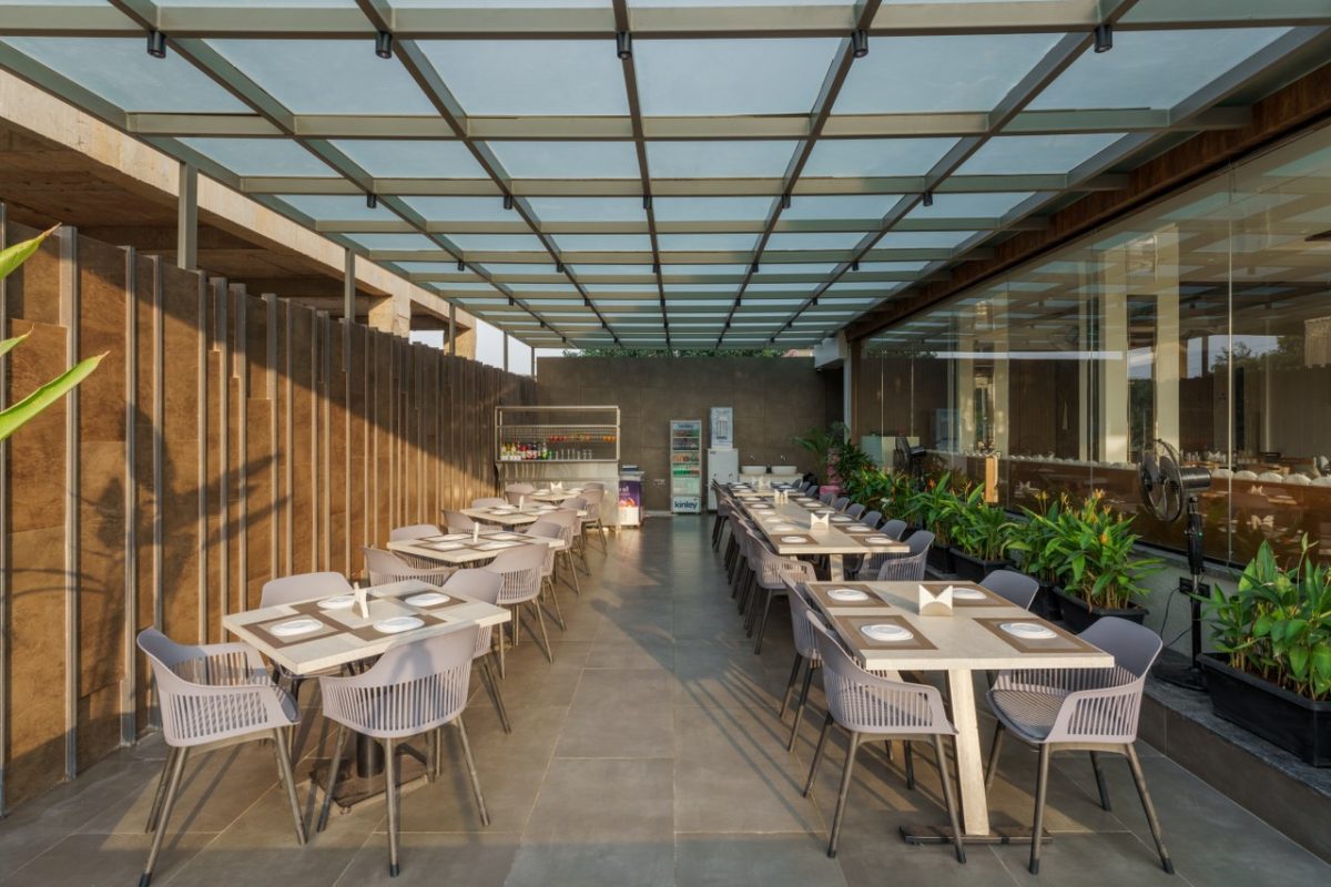 This Modern Hotel Design Embeds Comfort & Functionality | Yoghesh ...