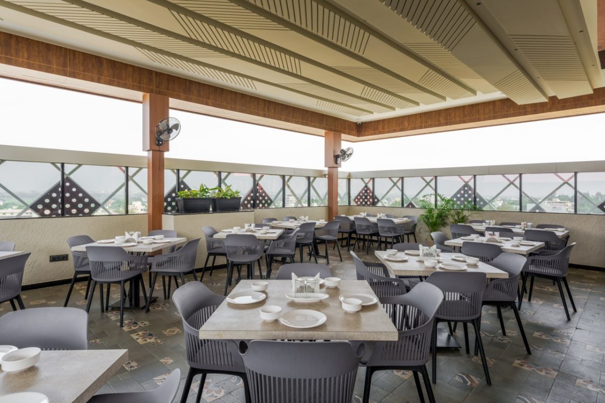 This Modern Hotel Design Embeds Comfort & Functionality | Yoghesh ...
