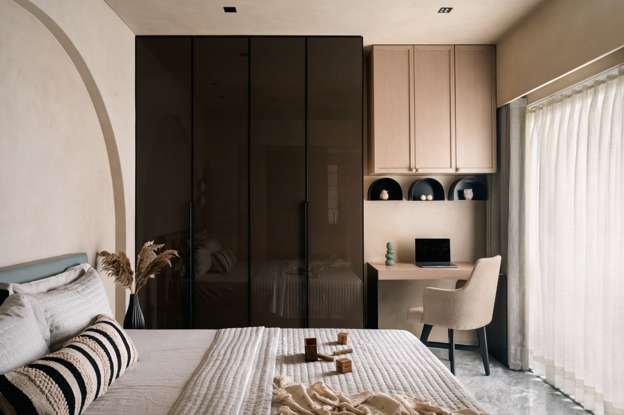 This House Elegantly Composes Neutral Tone Colors | Archaic Design Studio