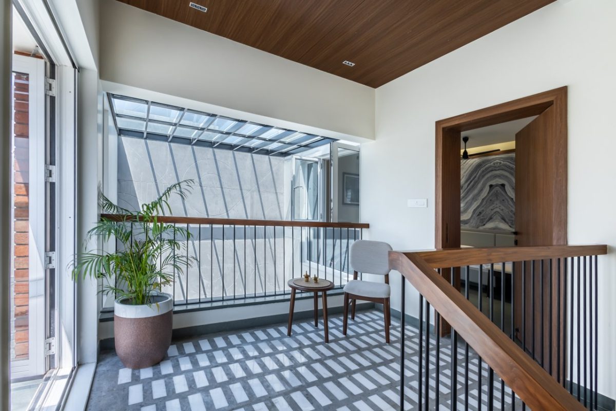 This Open Plan House Design Embraces Modesty | Flamingo Architects
