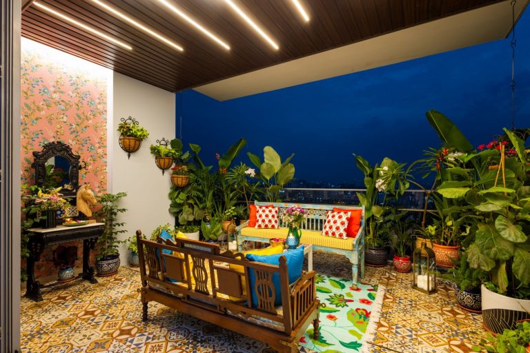 This Serene Outdoor Retreat Blends Nature with Vibrancy | Purru