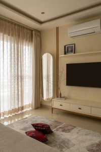 This Home Evokes Comfort by Embedding Warm Tone Colors | Bonita Casa