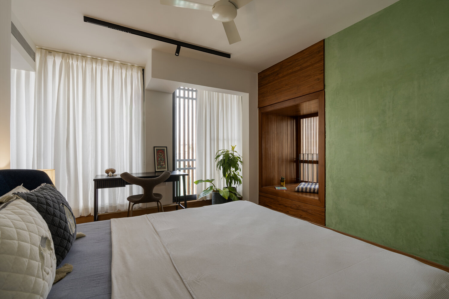 This Concrete Home Pays Homage To Shifting Family Dynamics | Greyscale Design Studio