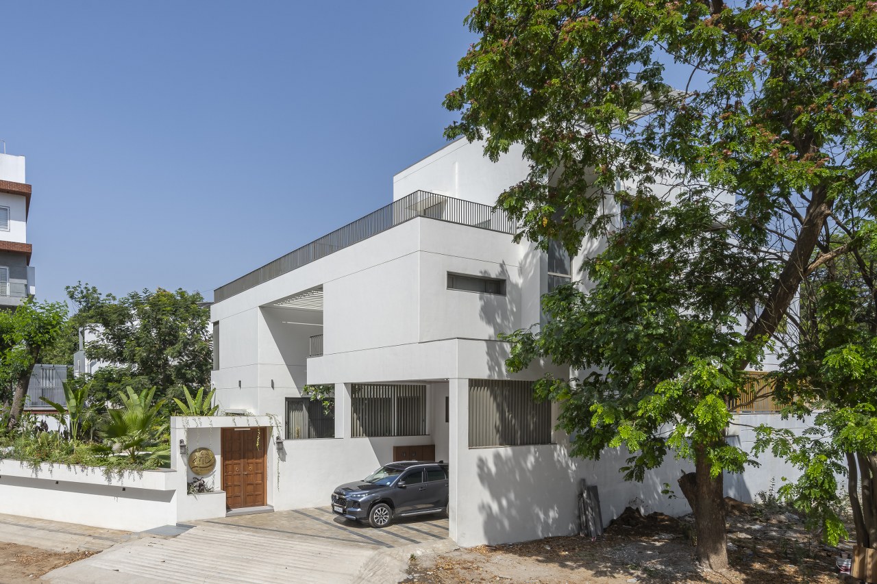 Rooted in Tradition, Narmade Celebrates Courtyard Architecture | Studio ...