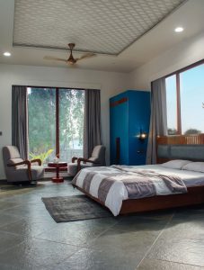 This Farmhouse Embraces Filler Slab Design with Terracotta Pots ...