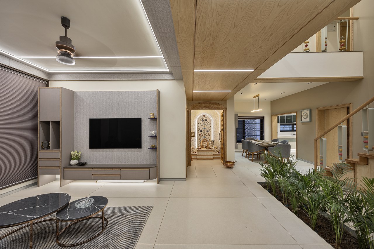 The Jaali Design in this Layered Home Exudes Earthiness | Pranav Patel ...