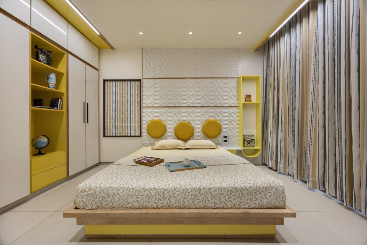 The Jaali Design in this Layered Home Exudes Earthiness | Pranav Patel ...