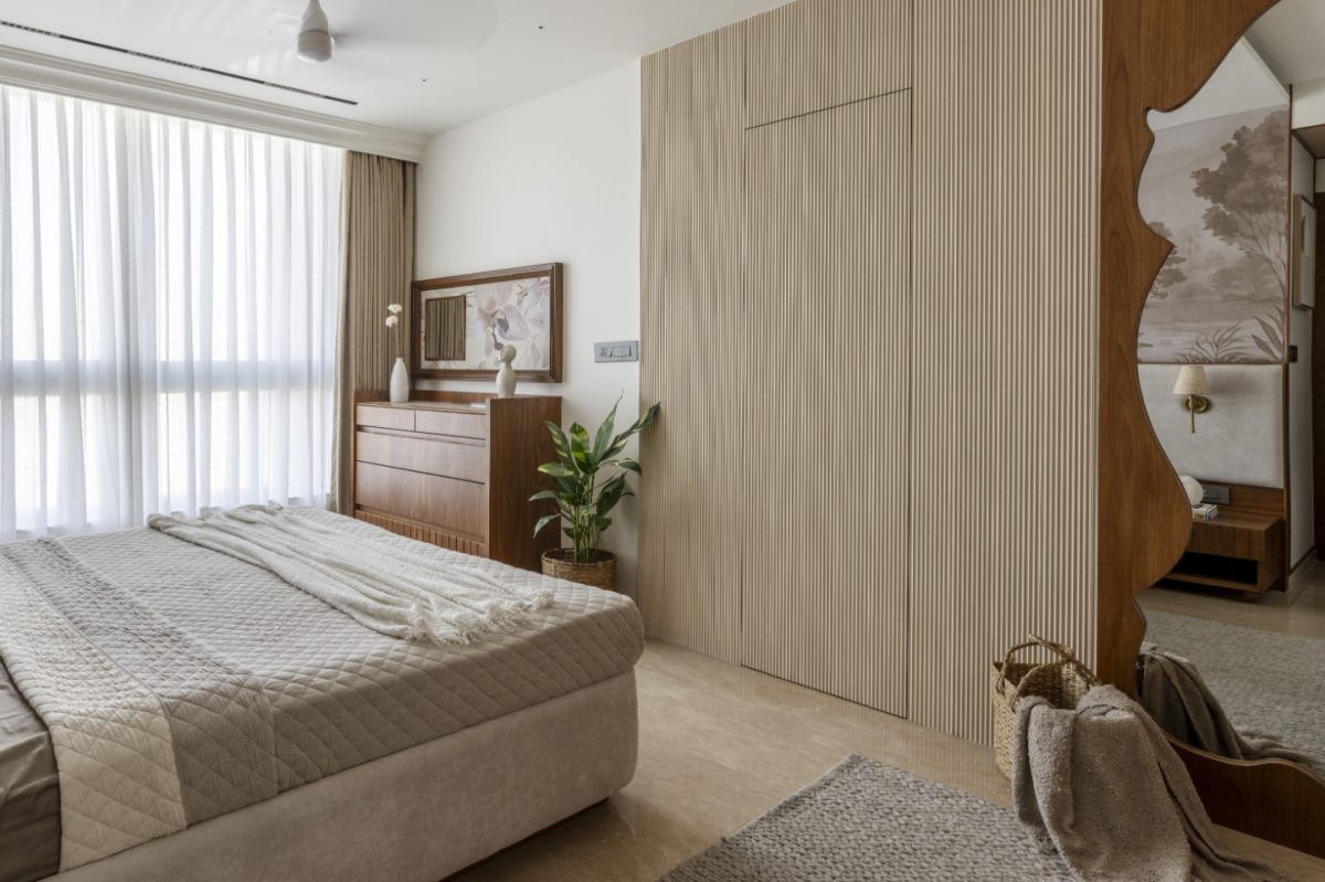 A Modern Aesthetic in This Inviting 3BHK Residence Bring Alive Its ...