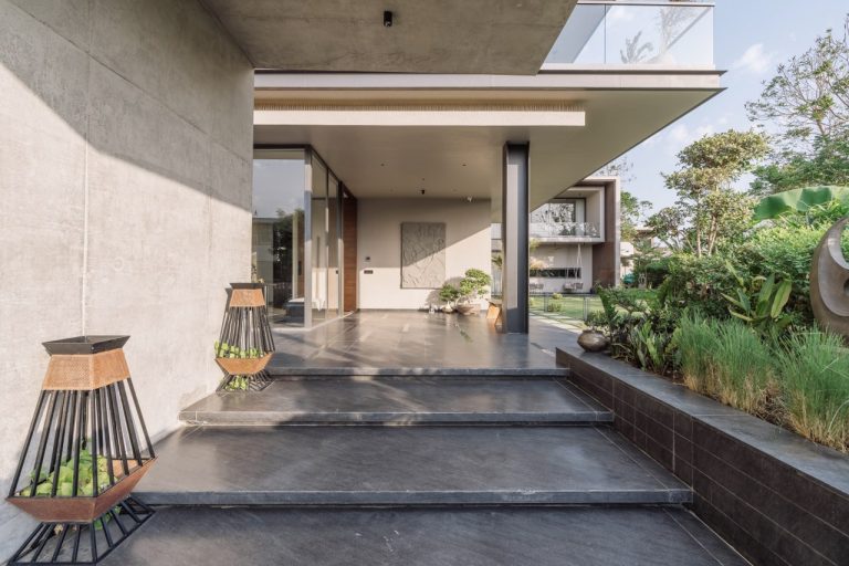 This North Facing House Exudes Gentle Luxury | VPA Architects - The ...