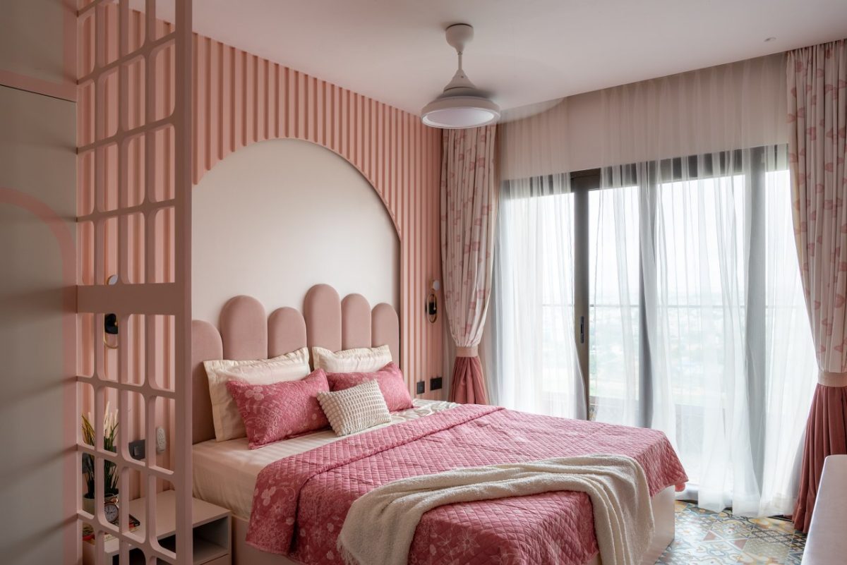 The Design Celebrates Fluidity With Open Floor Plan House | The Casa Studio