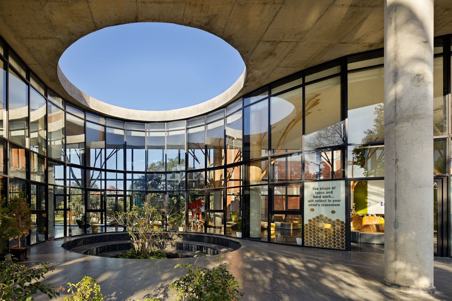 With Organic Building Morphology, This School Breaks Conventional ...