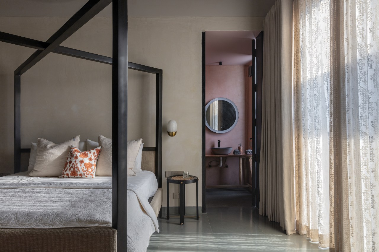 In This Rustic Farmhouse in Hyderabad, Time Pauses and Light Dances ...