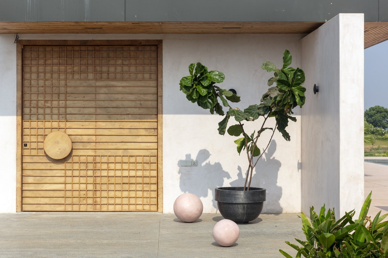 In This Rustic Farmhouse in Hyderabad, Time Pauses and Light Dances ...