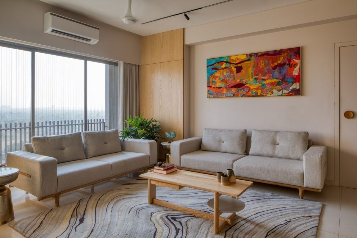 This Apartment With Wood Interior Design Celebrates Intricate