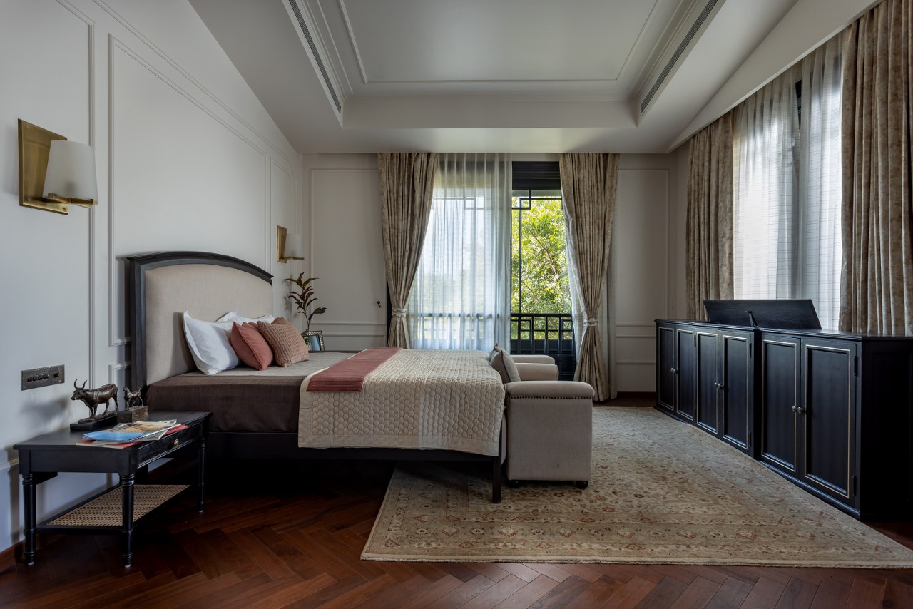 A Colonial House in Delhi Is Turning Heads For Its Country Style ...