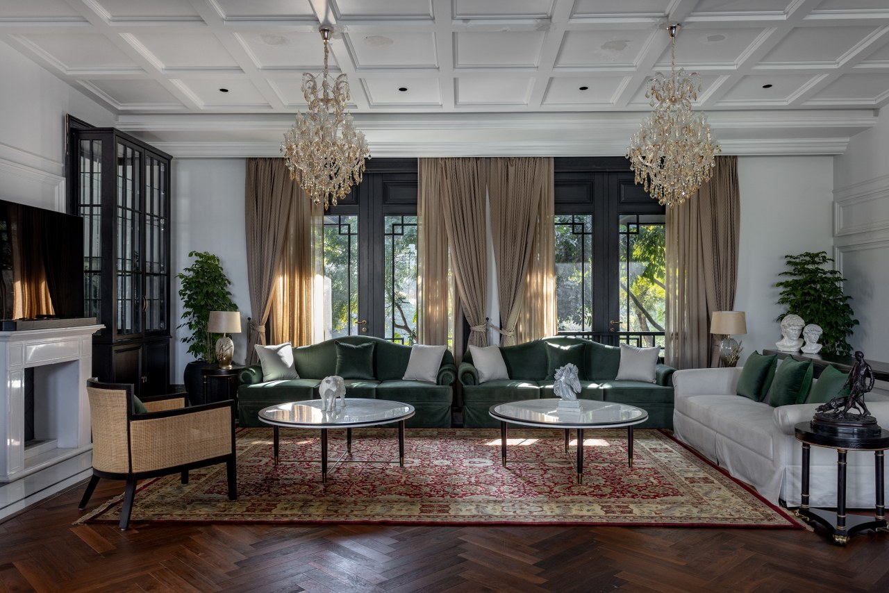 A Colonial House in Delhi Is Turning Heads For Its Country Style ...