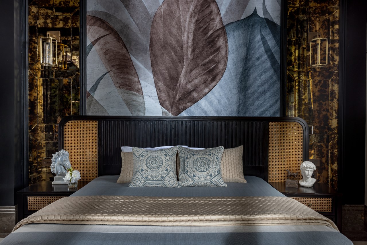 A Colonial House in Delhi Is Turning Heads For Its Country Style ...