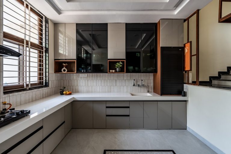 This Home With A Grounded Design Is Where Minimalism And Natural Tones ...