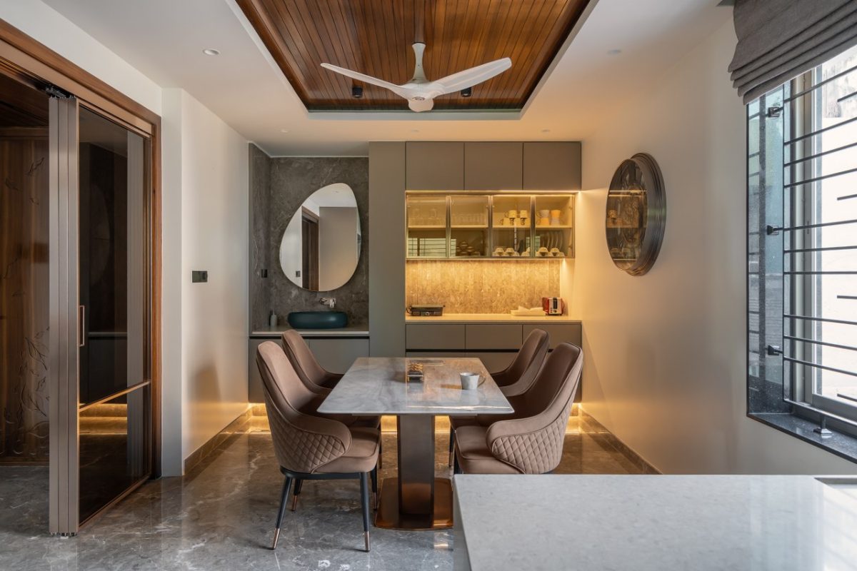 A Play Of Light And Shadow Liven Up This Home In The Heart Of Chennai | Form Space Architects