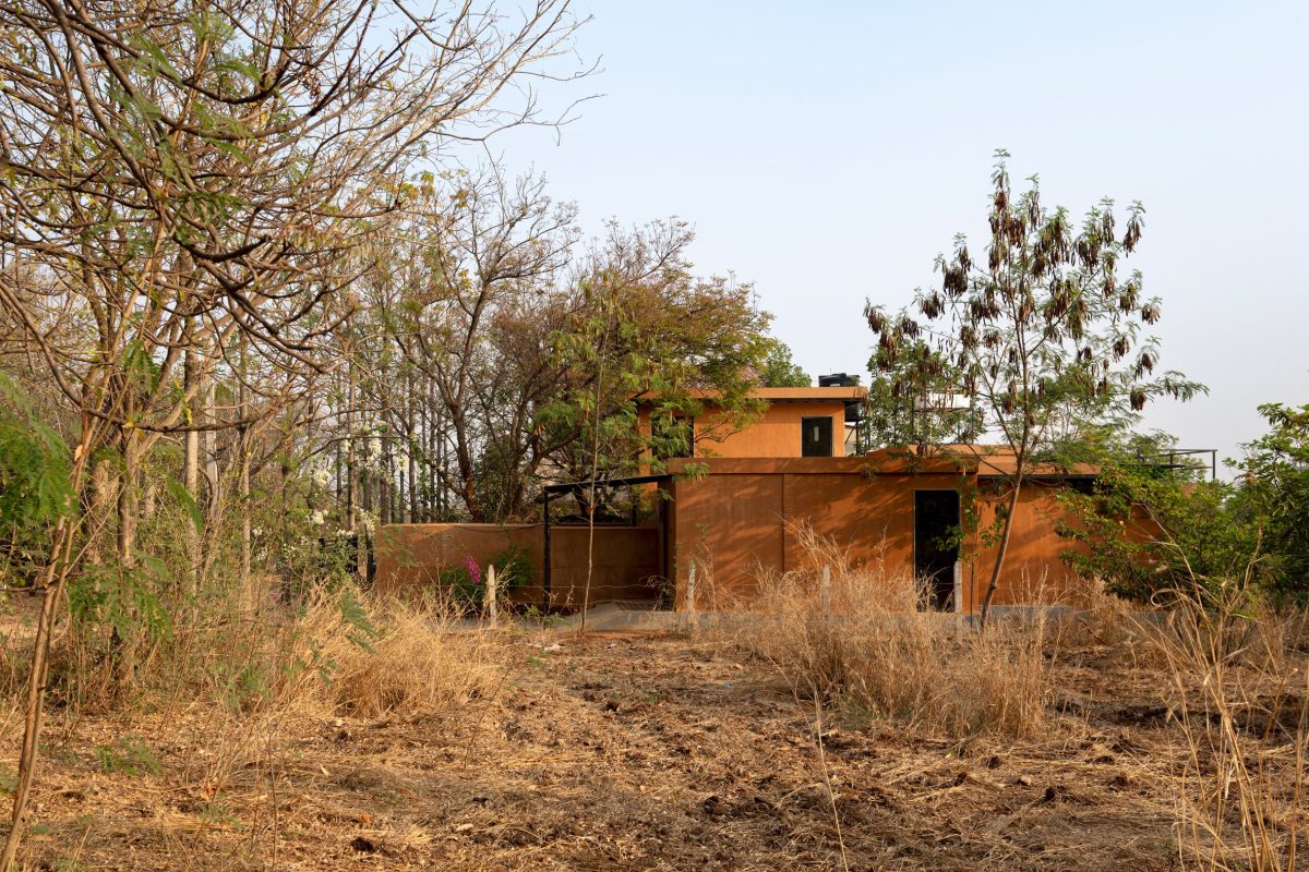 Local Materials And Sustainable Building Techniques Craft This Rural ...