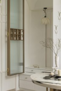 A Practical Design Blended With Modern Elegance Create This Balanced ...