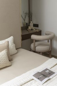 A Practical Design Blended With Modern Elegance Create This Balanced ...