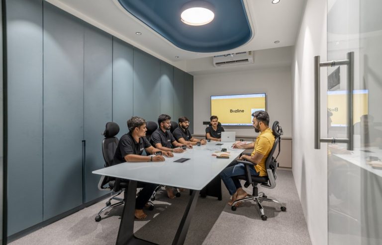 The Design Of This Office Space Enhances Productivity While Maintaining ...