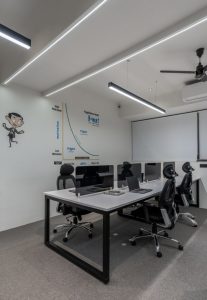 The Design Of This Office Space Enhances Productivity While Maintaining ...