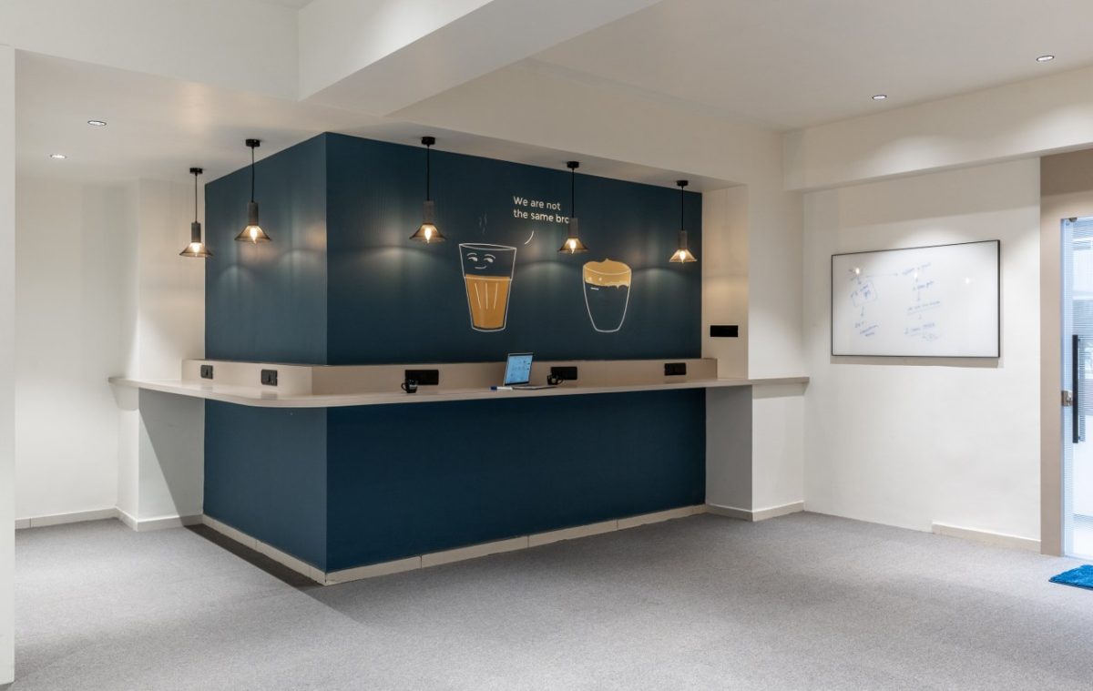 The Design Of This Office Space Enhances Productivity While Maintaining ...