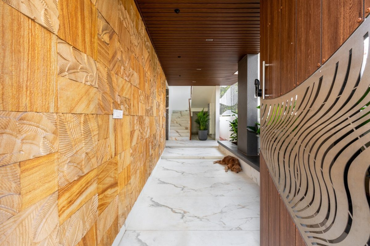 Openness In Structure And Spirit Is The Soul Of This Urban Home ...