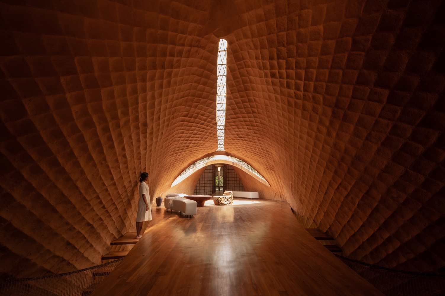 Bridge House: Where Architecture Connects Land and Light | Wallmakers