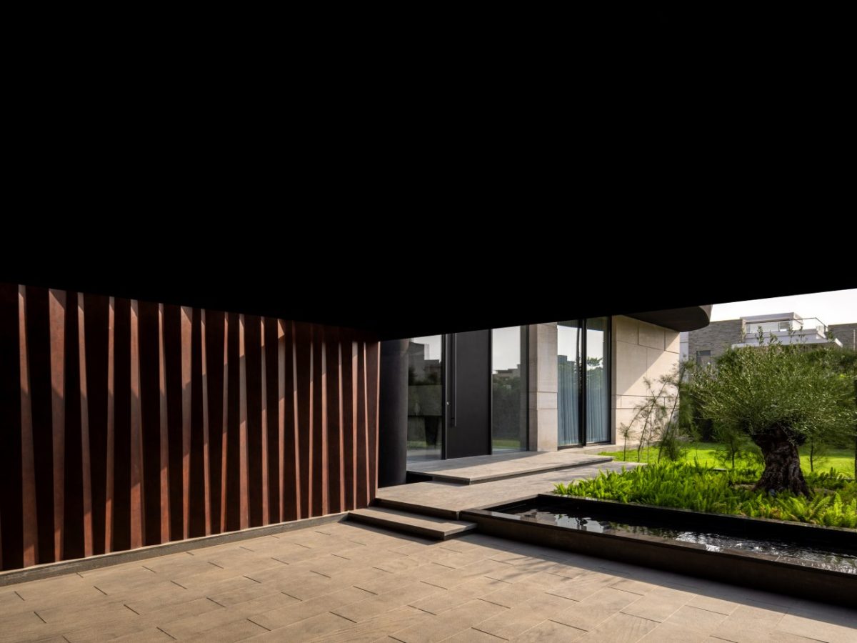 Design Elements And A Contextual Response Integrate Seamlessly In This ...