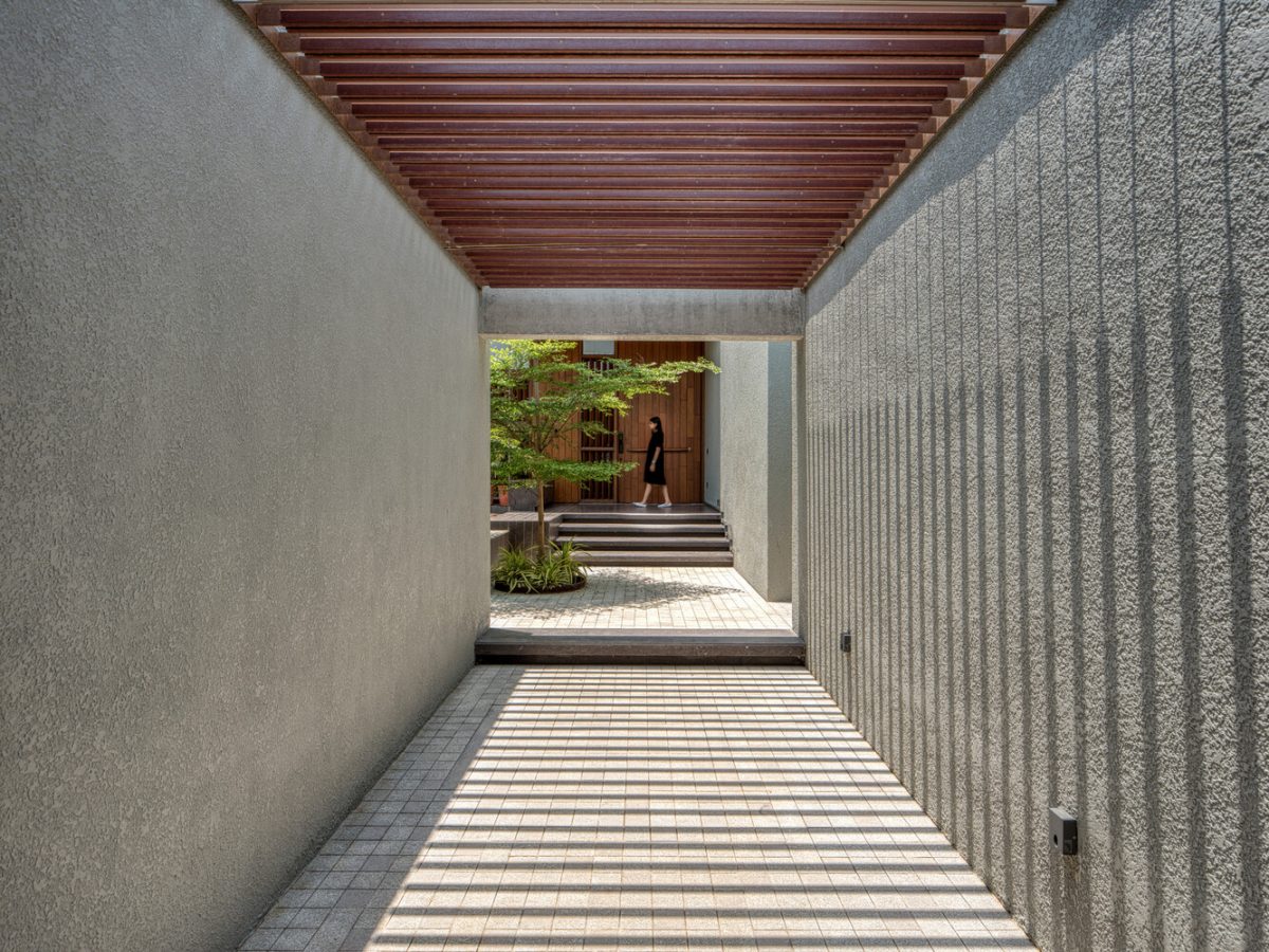 This Home With Double Height Living Spaces Is A Microcosm Of Liveliness ...