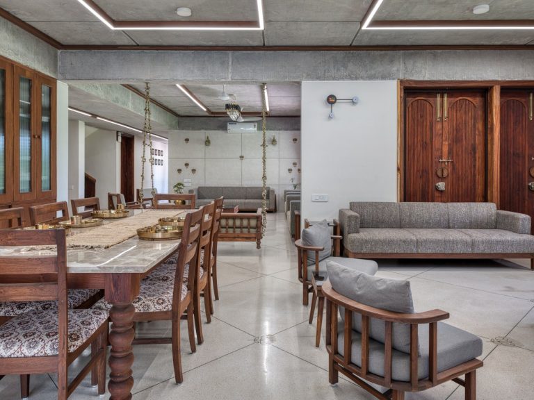 Raw Materials Combine With Modern Living In This Ahmedabad Residence ...