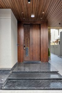 This Linear Home Is A Composition of Geometry, Light, and Tranquility ...
