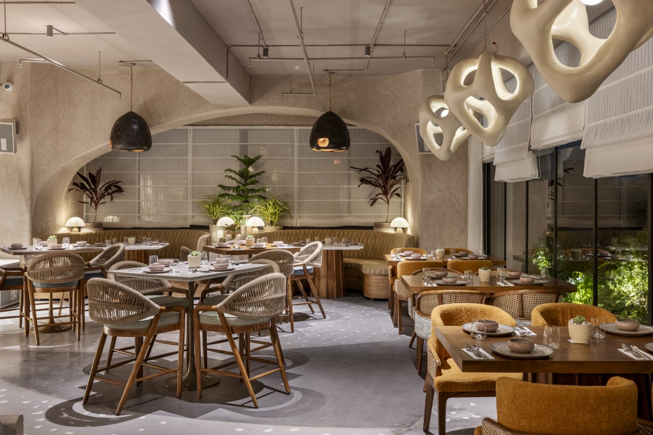 Designed Within A Linear Space, This Restaurant Replaces A Previous ...
