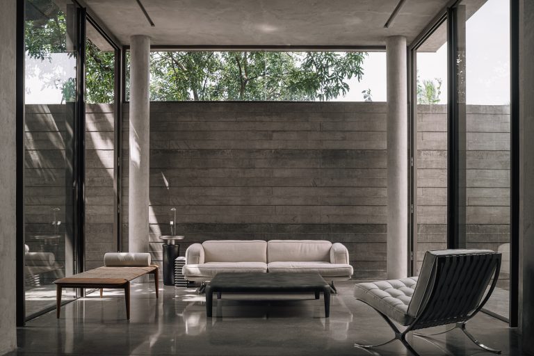 Raw Materials And Functional Design Define This Idyllic Home In Kerala ...