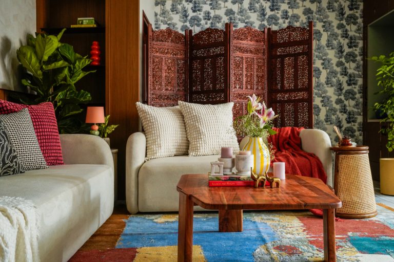 The Rooted Design Of This Home Has A Sense Of Warmth & Craft | Studio ...