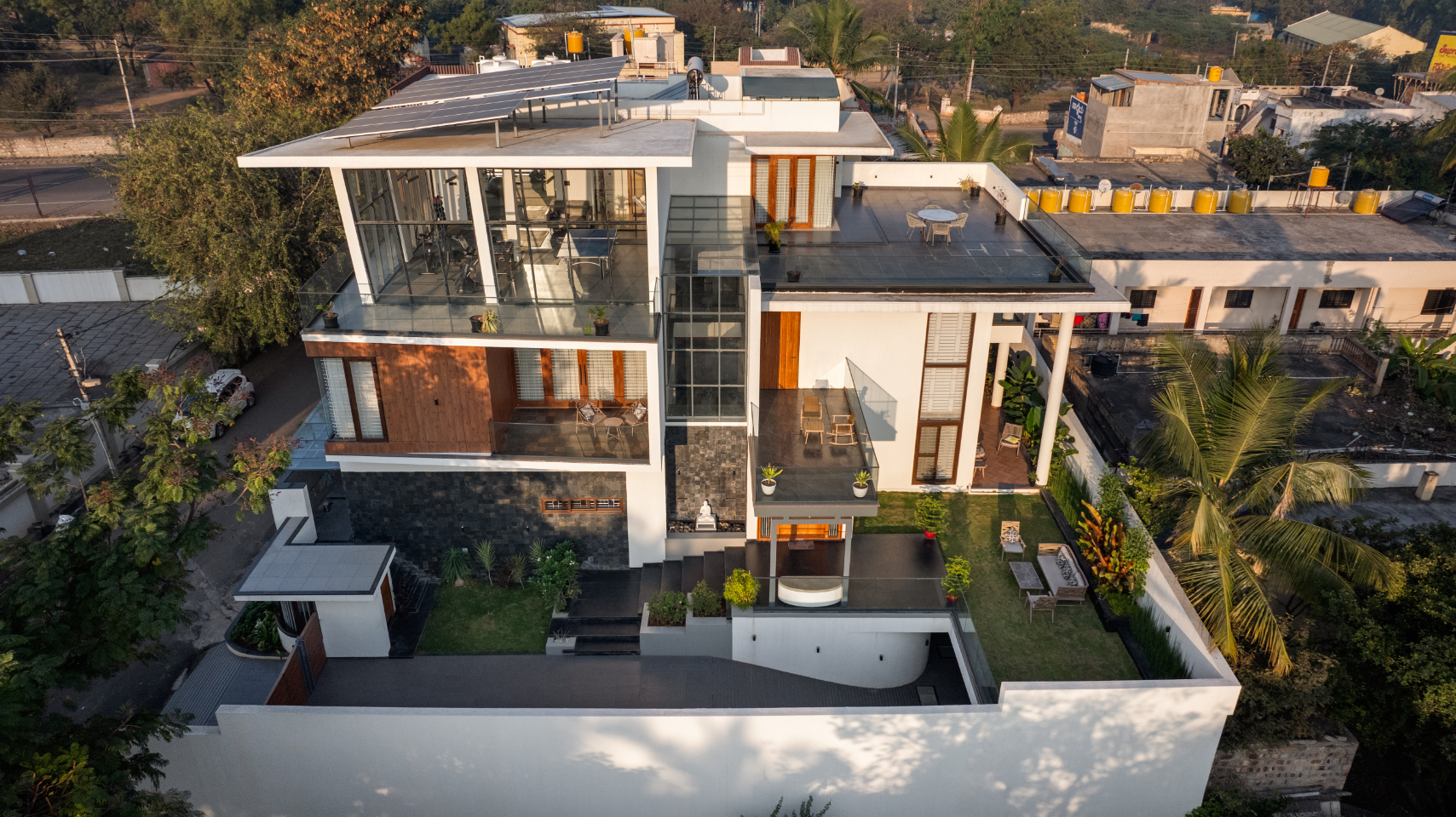 Set In A Semi Urban Landscape, This Home Harmonises With Nature ...