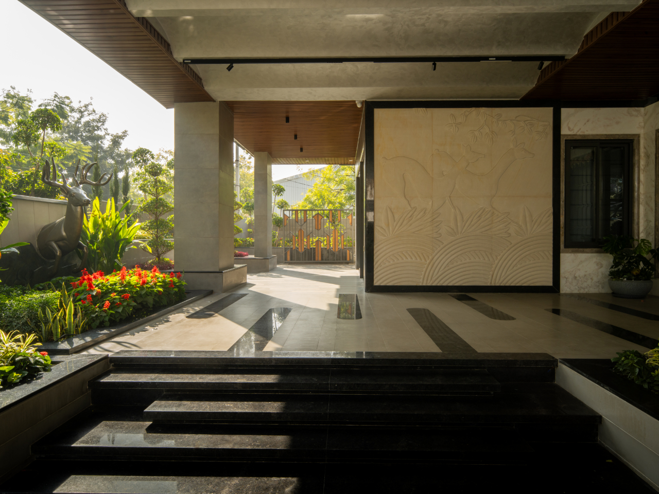 The Unique Design Of This Thoughtfully Designed Home Showcases Refined ...