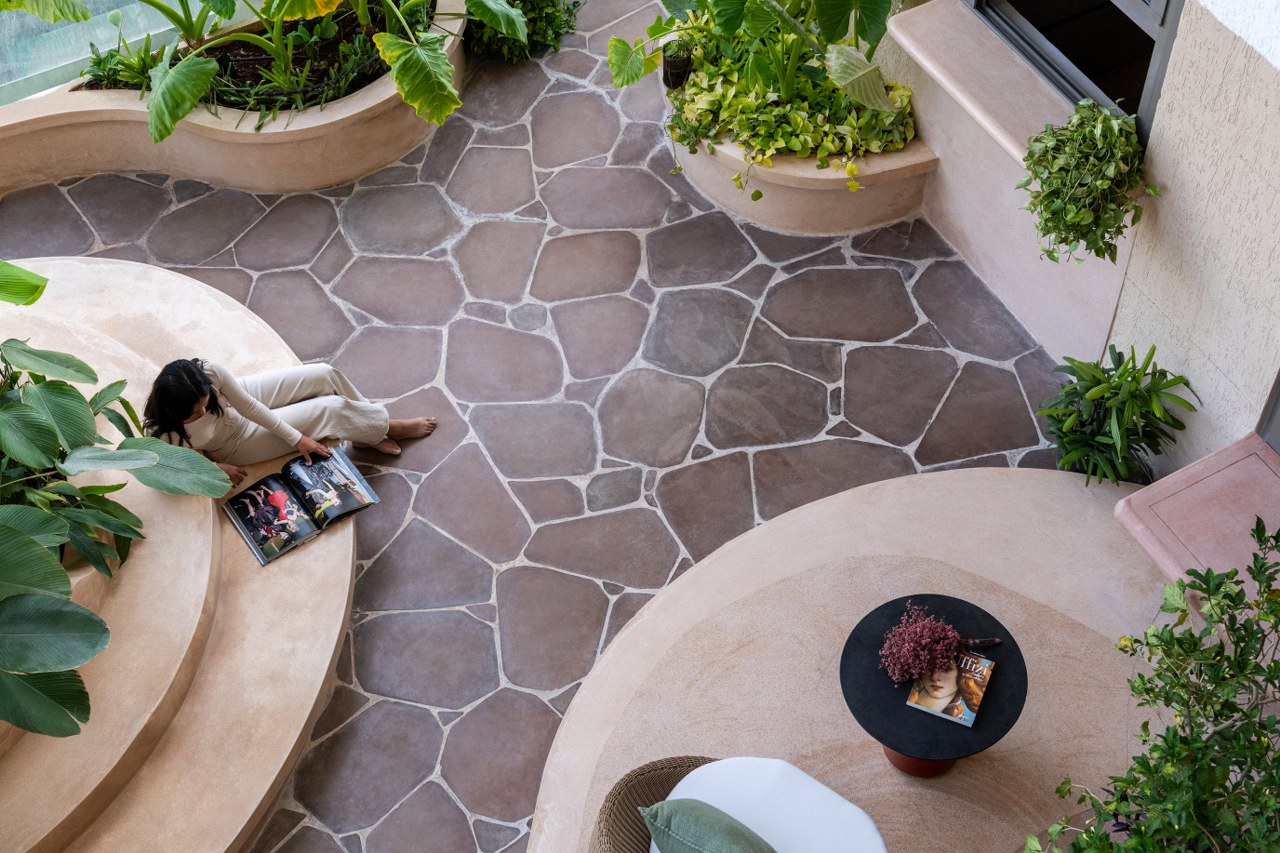 This Coastal Apartment Caters To A Young Family While Overlooking The ...