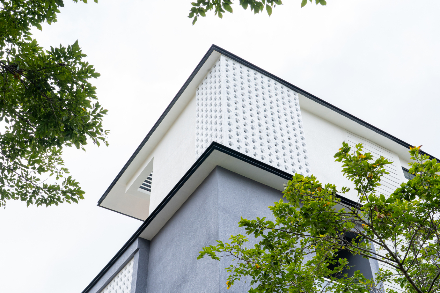 This Residence Was Conceived As An Inward-Looking Sanctuary For A ...