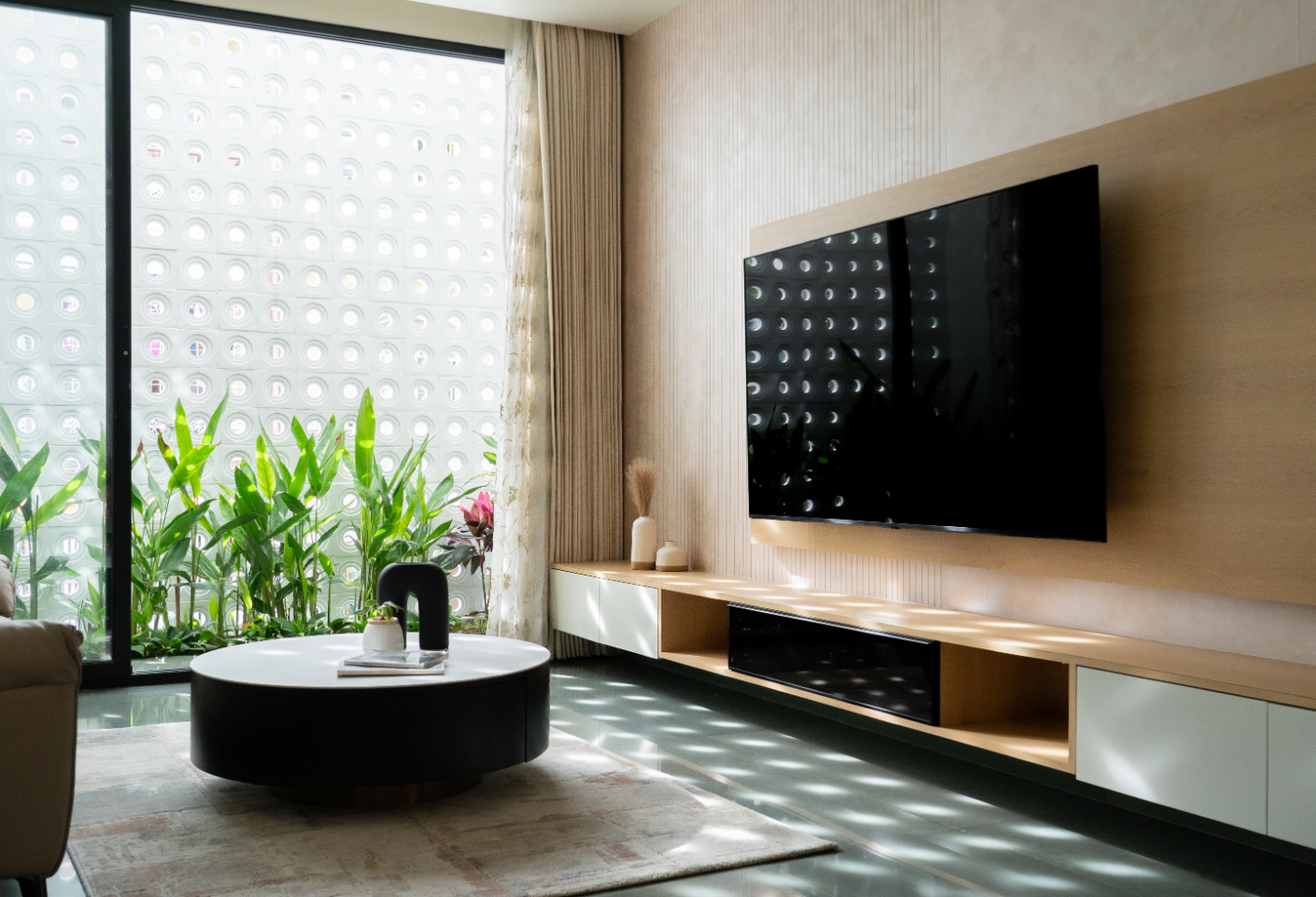 This Residence Was Conceived As An Inward-Looking Sanctuary For A ...