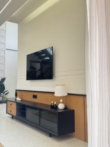 This Modest Home Remains Simple And Emotionally Grounded | Studio Emphasis