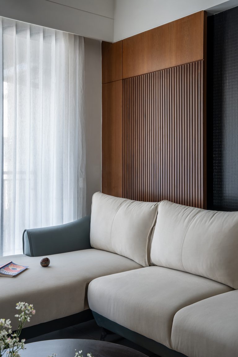 A Clean Design And Bold Focal Point Draw Attention To This Home | r ...